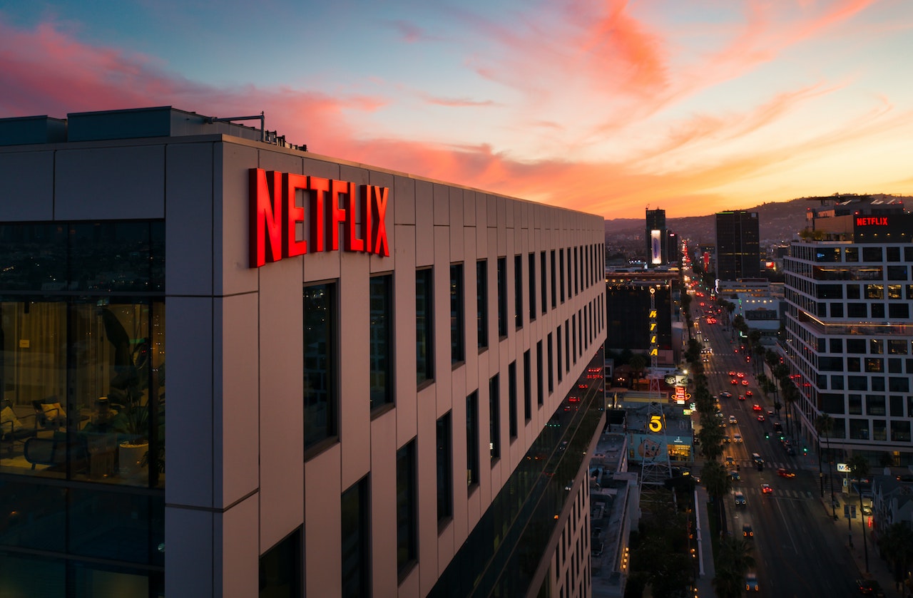 Netflix ramt af inflation: Medlemmerne smutter | Flixfilm
