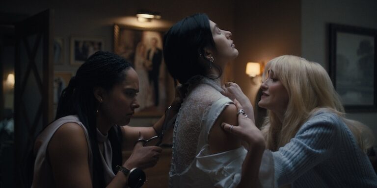 Danske Zlatko Burić med i horror-serien ‘Something Very Bad Is Going to ...